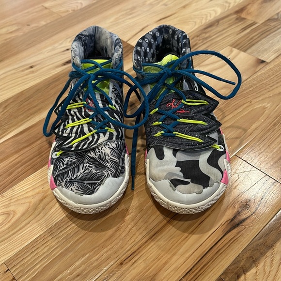 Nike | Shoes | Youth Basketball Shoes Kybird S2 What The Neon | Poshmark